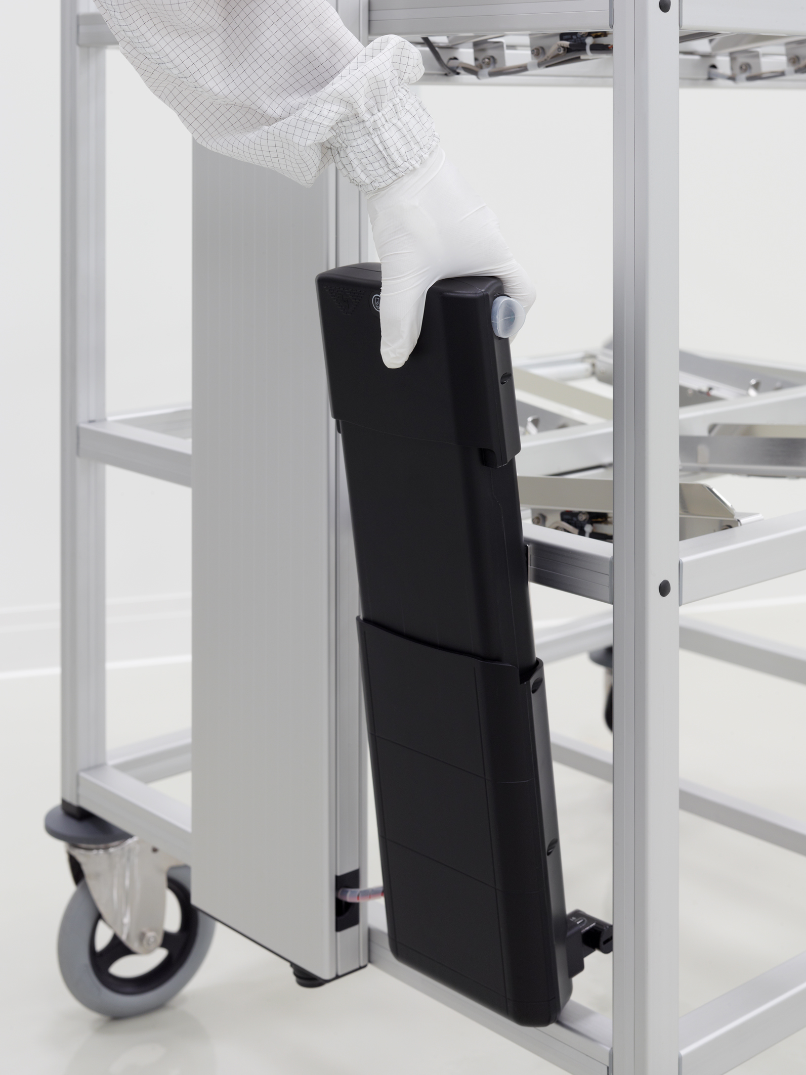 RFID Trolley for Cleanrooms - Fabmatics