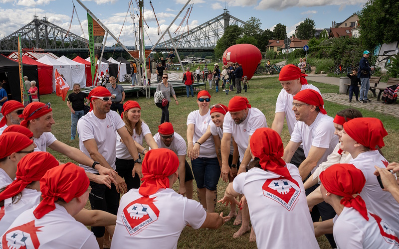 Mit Laufschuh und Paddel zum Ziel: Fabmatics bei REWE Team Challenge ...